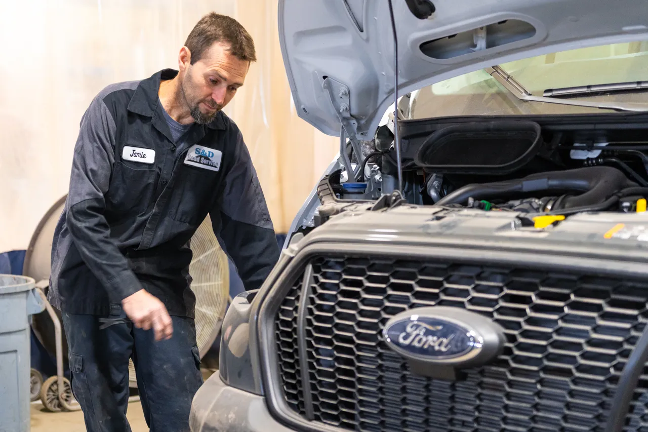 Mobile Auto Repair Services: Pros and Cons - Roja Wheels